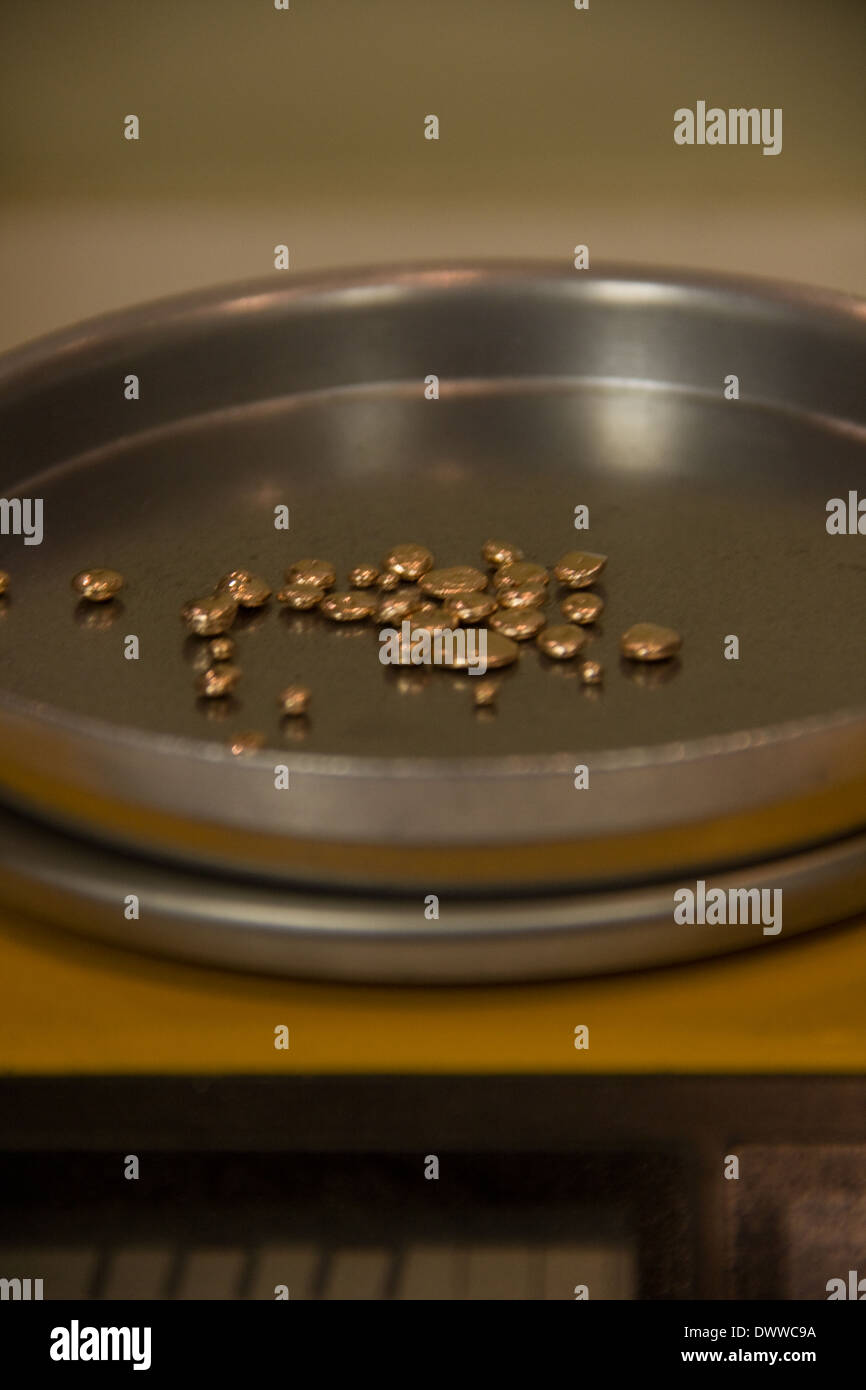 White, yellow and red gold are created by the mixing of certain metal ...