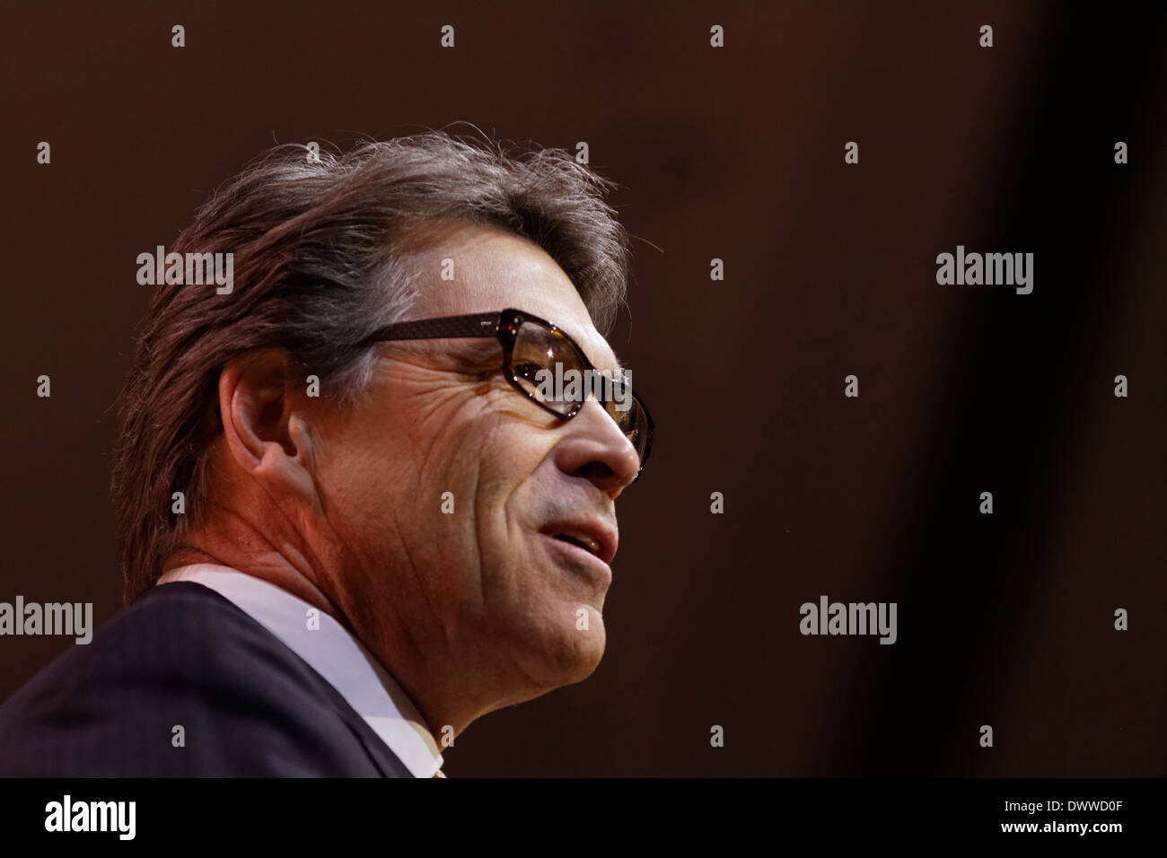 Primary debate governor hi-res stock photography and images - Alamy