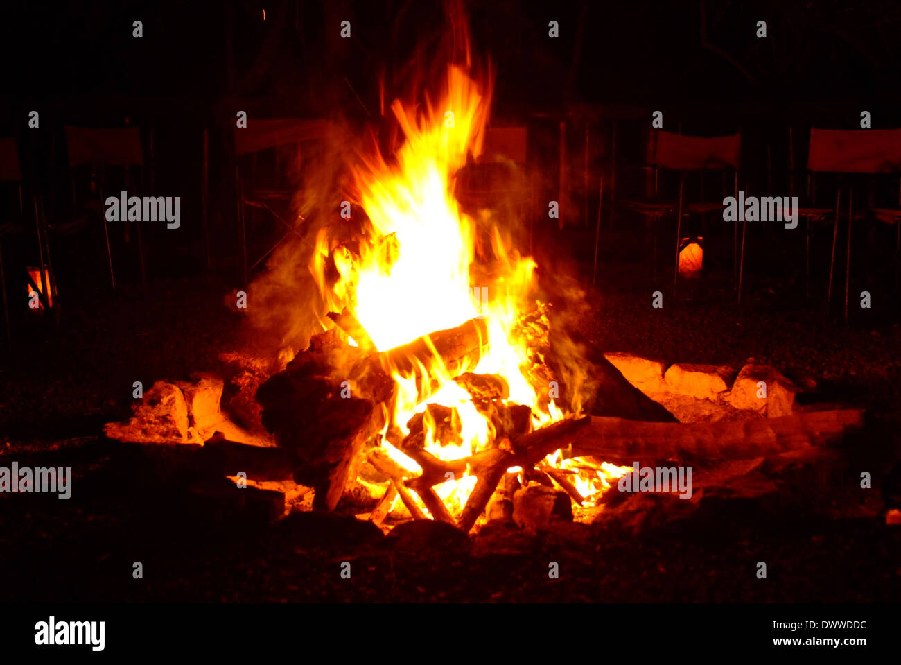 African camp fire Stock Photo - Alamy