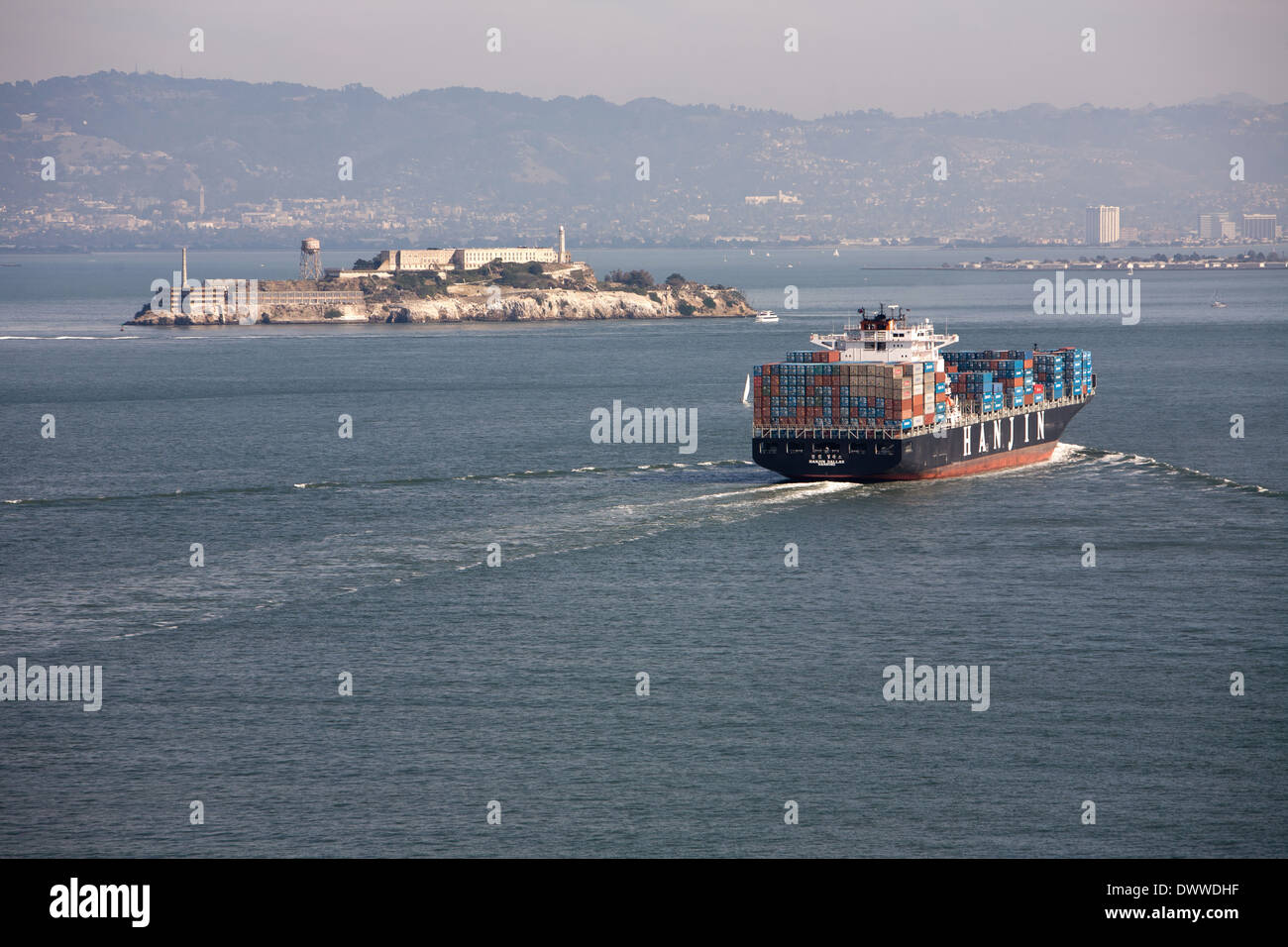 Container Ship, Alcatraz Island, San Francisco, California, USA Stock ...