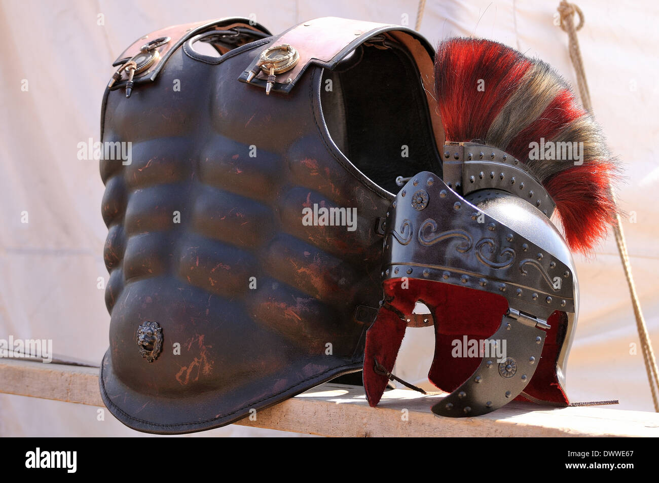 Roman armor hi-res stock photography and images - Alamy