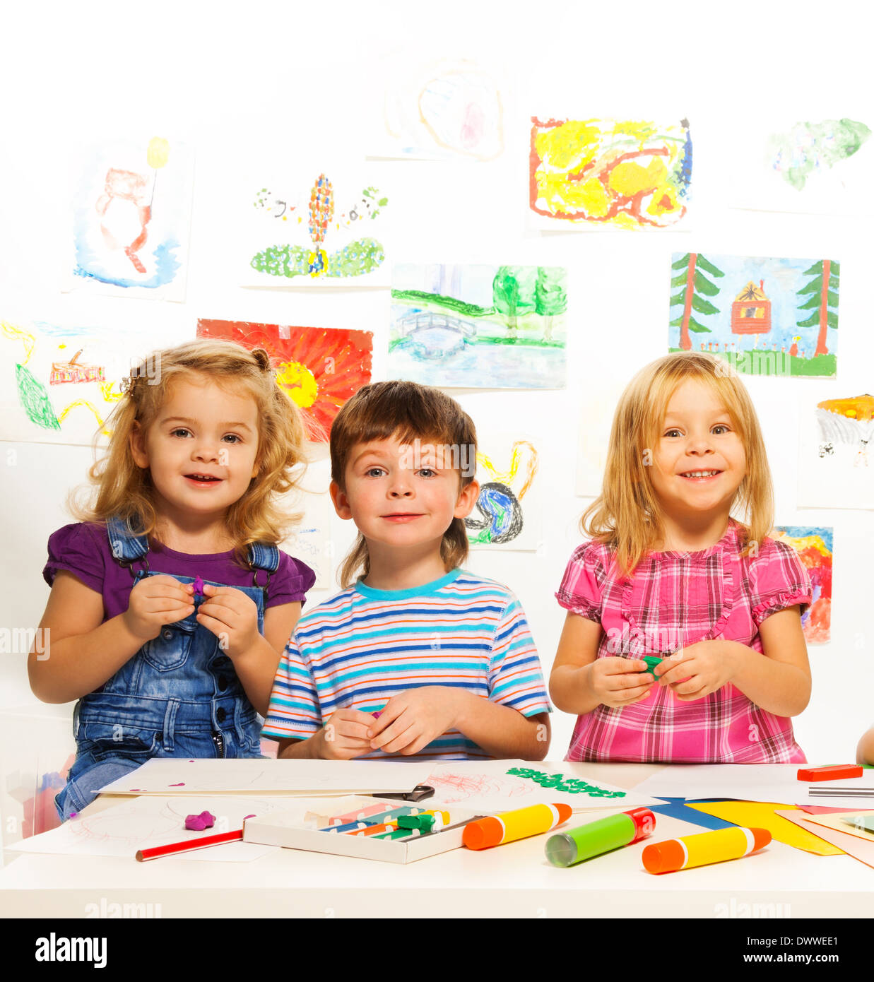 Group Little Children Glue Draw Stock Photos & Group Little Children ...