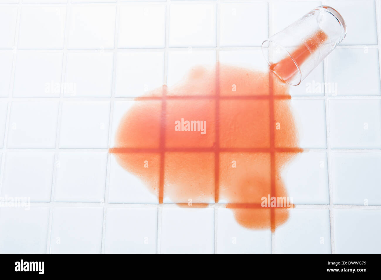 Liquid spill hi-res stock photography and images - Alamy