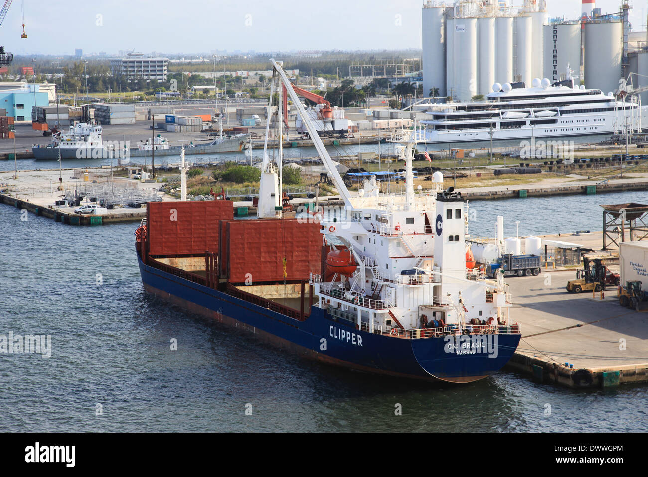 Clipper general cargo ship mv CIC Brazil in Ft Lauderdale harbor ...