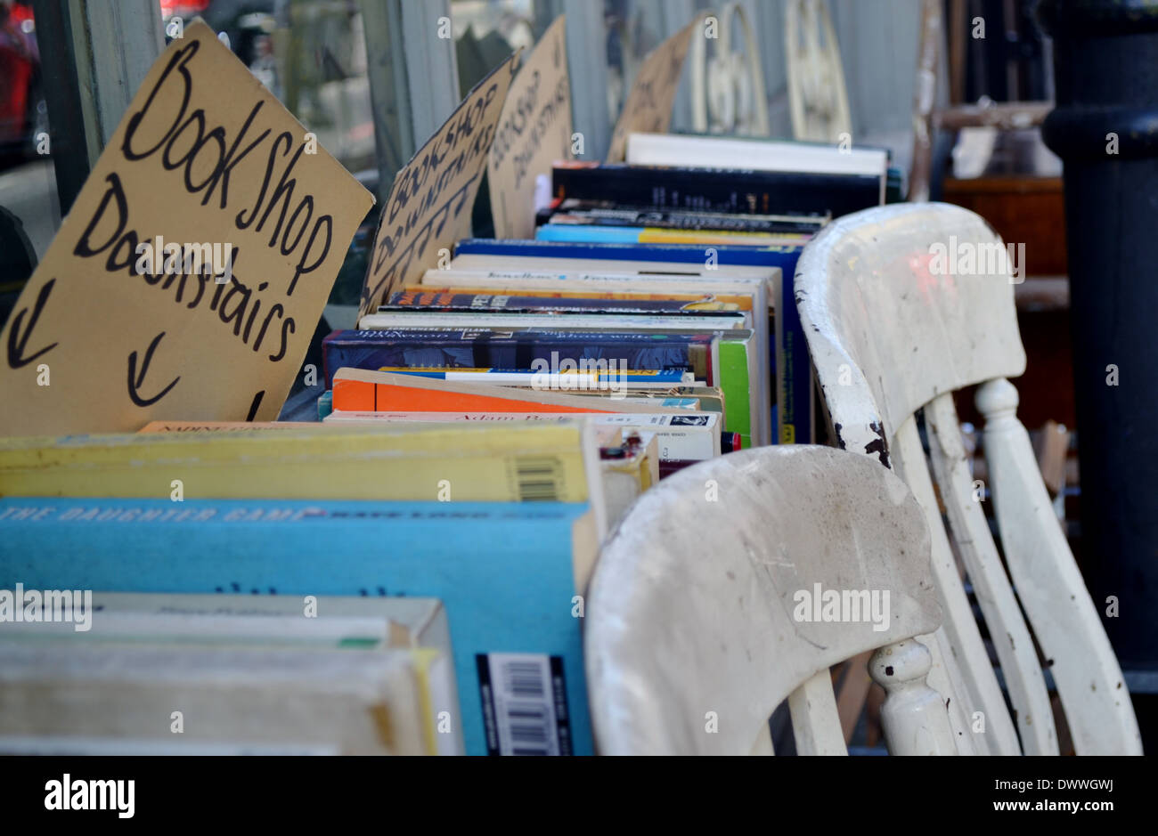 Secondhand bookshop in Shoreditch, east London Stock Photo - Alamy
