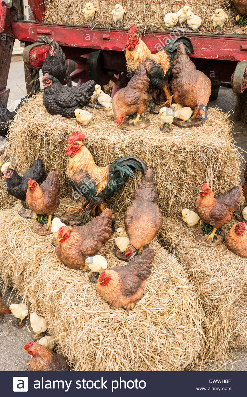 Decorative Chickens High Resolution Stock Photography and Images - Alamy