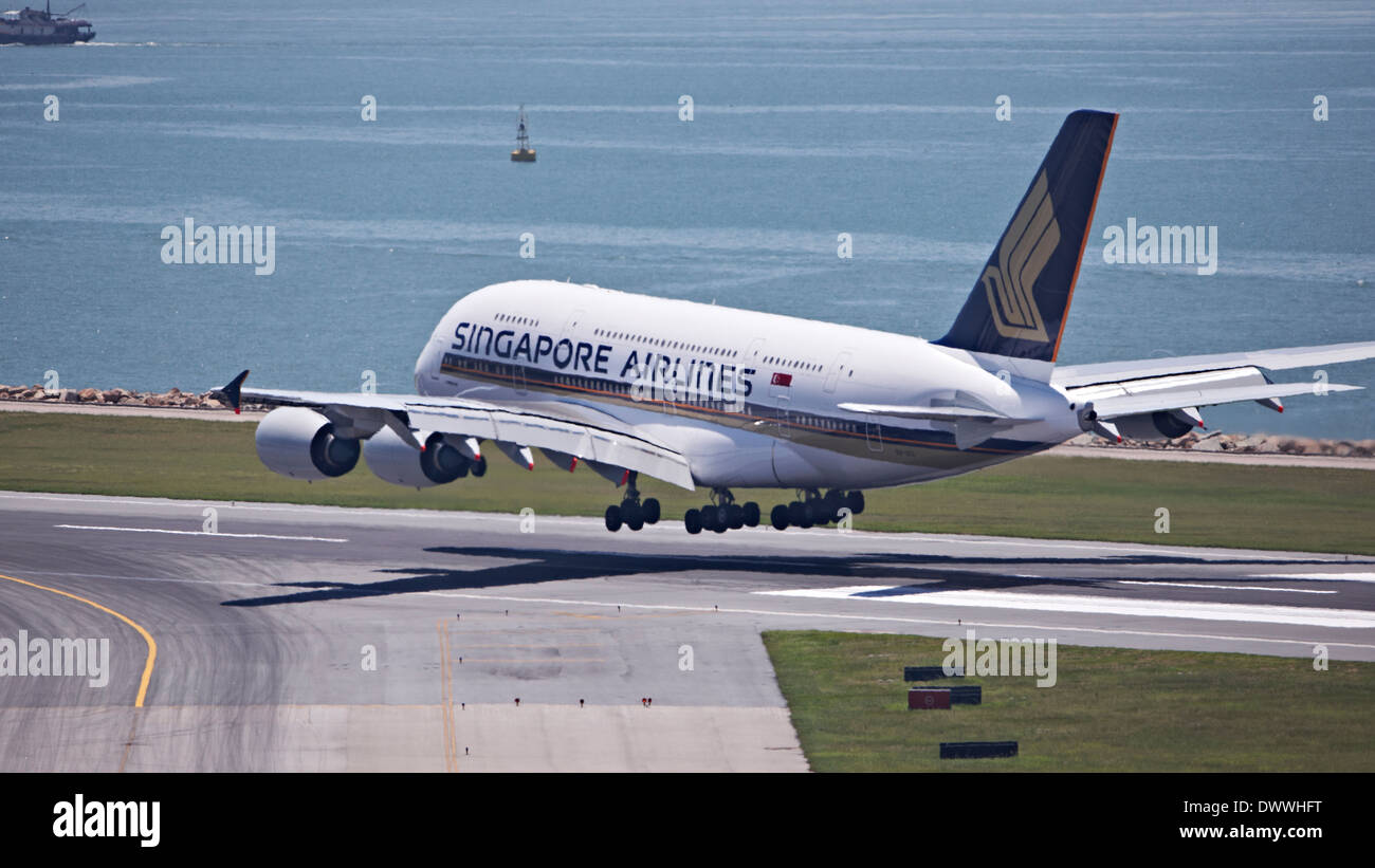 Singapore Airline A380 Passenger Aircraft Landing on Hong Kong ... Singapore Airline A380 Passenger Aircraft Landing on Hong Kong ...