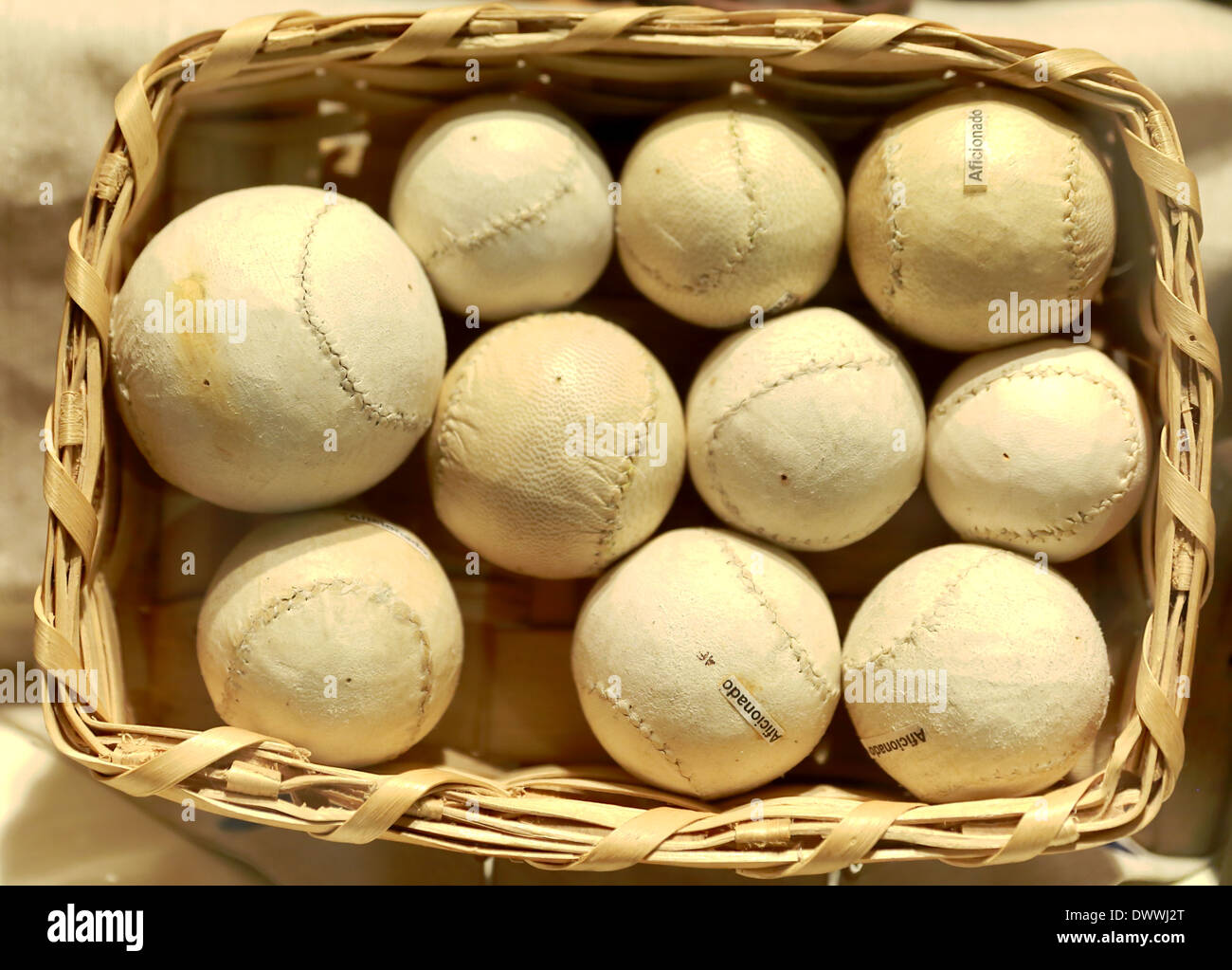 Basque typical sport hi-res stock photography and images - Alamy