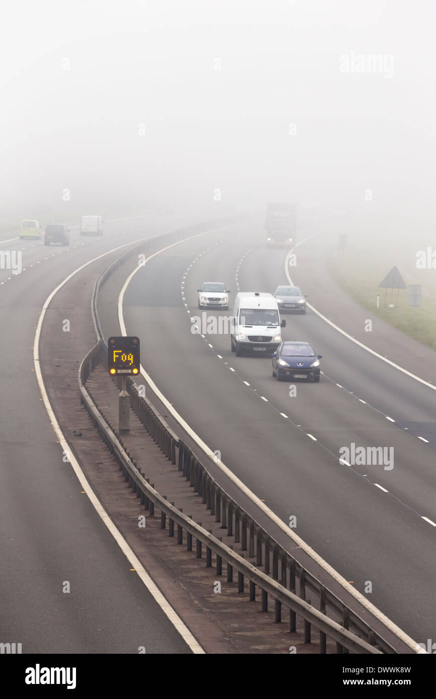 Motorway Fog Sign Stock Photos & Motorway Fog Sign Stock Images - Alamy