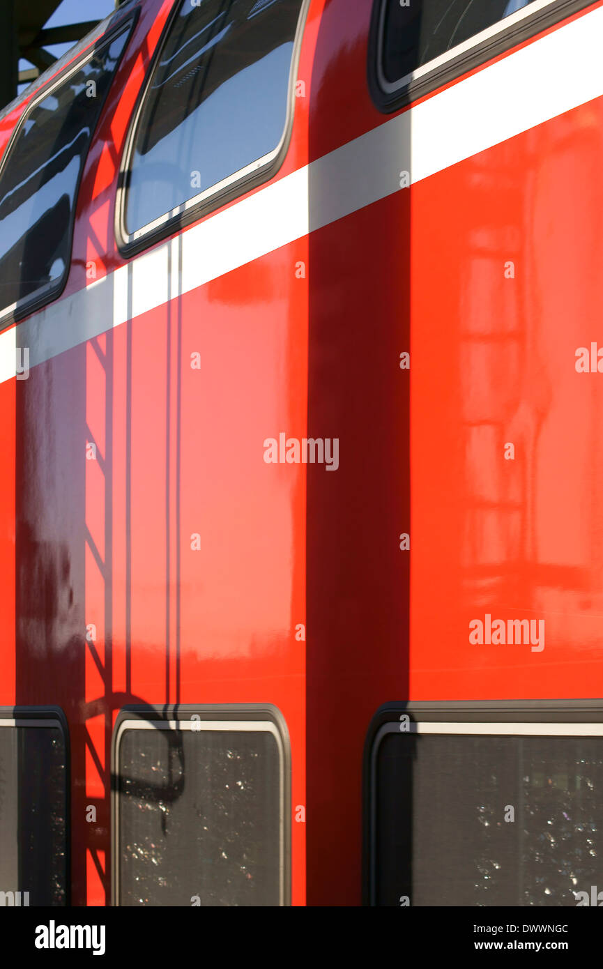 Body train hi-res stock photography and images - Alamy