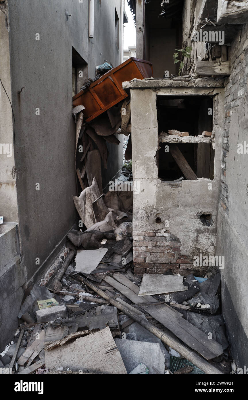 Urban decay in Shanghai, China Stock Photo - Alamy