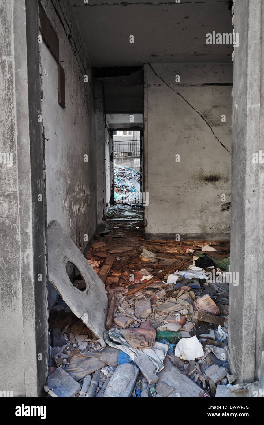 Poor shanghai hi-res stock photography and images - Alamy