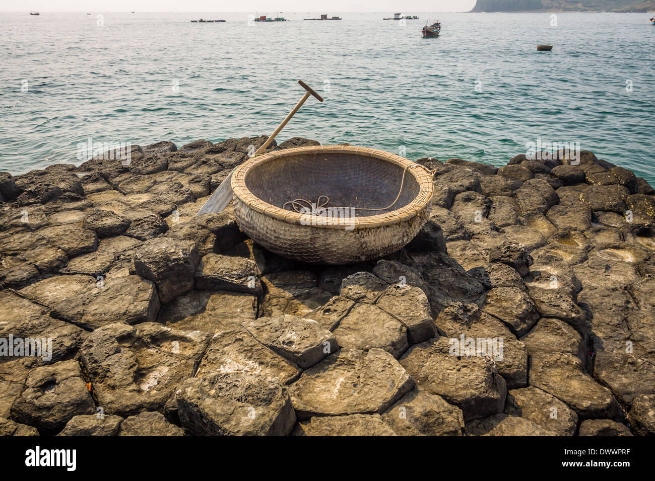 Ghenh da dia Vietnam Stock Photo - Alamy