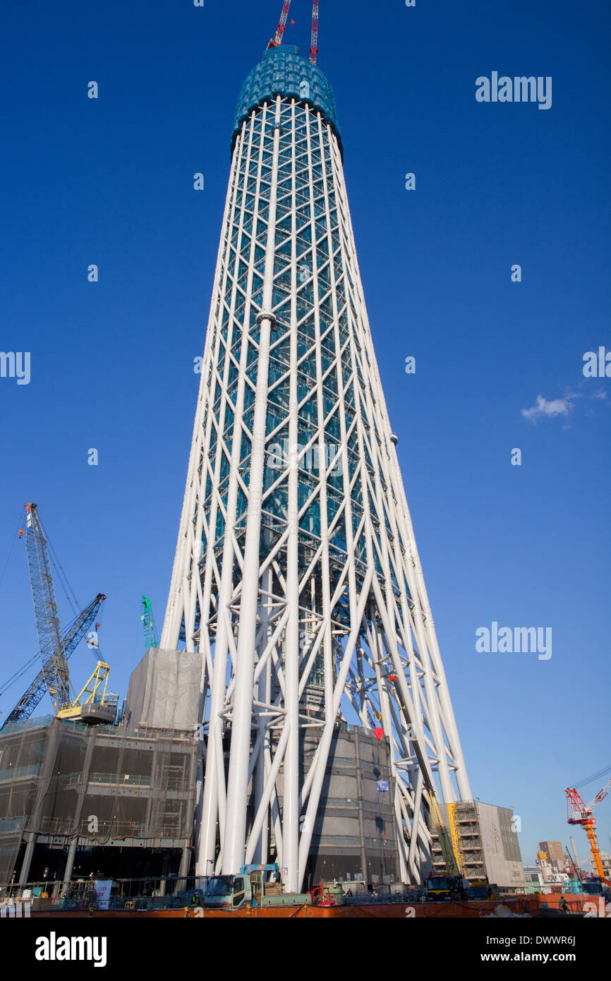 Tokyo Sky Tree under construction, Tokyo, Japan Stock Photo - Alamy