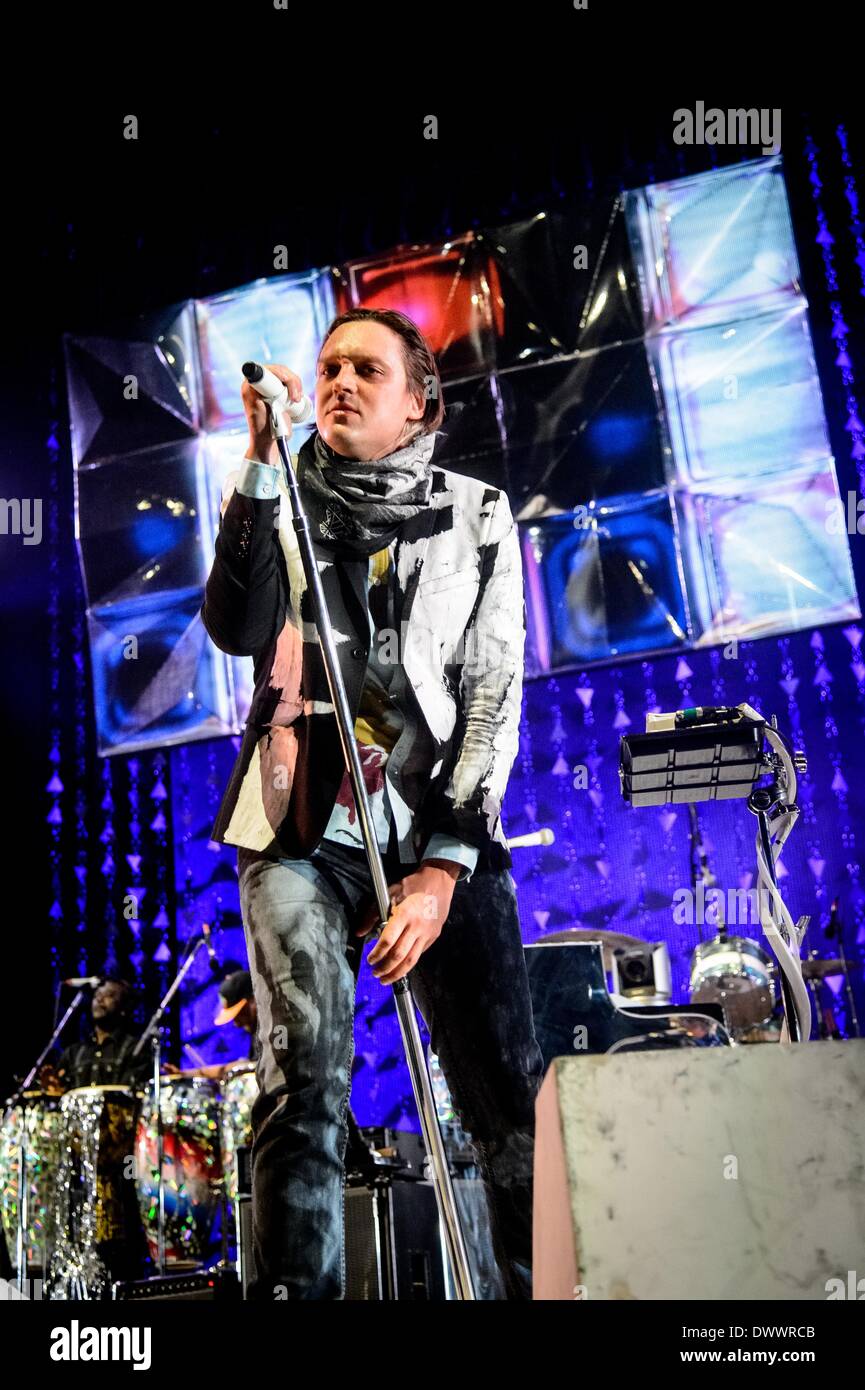 Arcade fire band members hi-res stock photography and images - Alamy