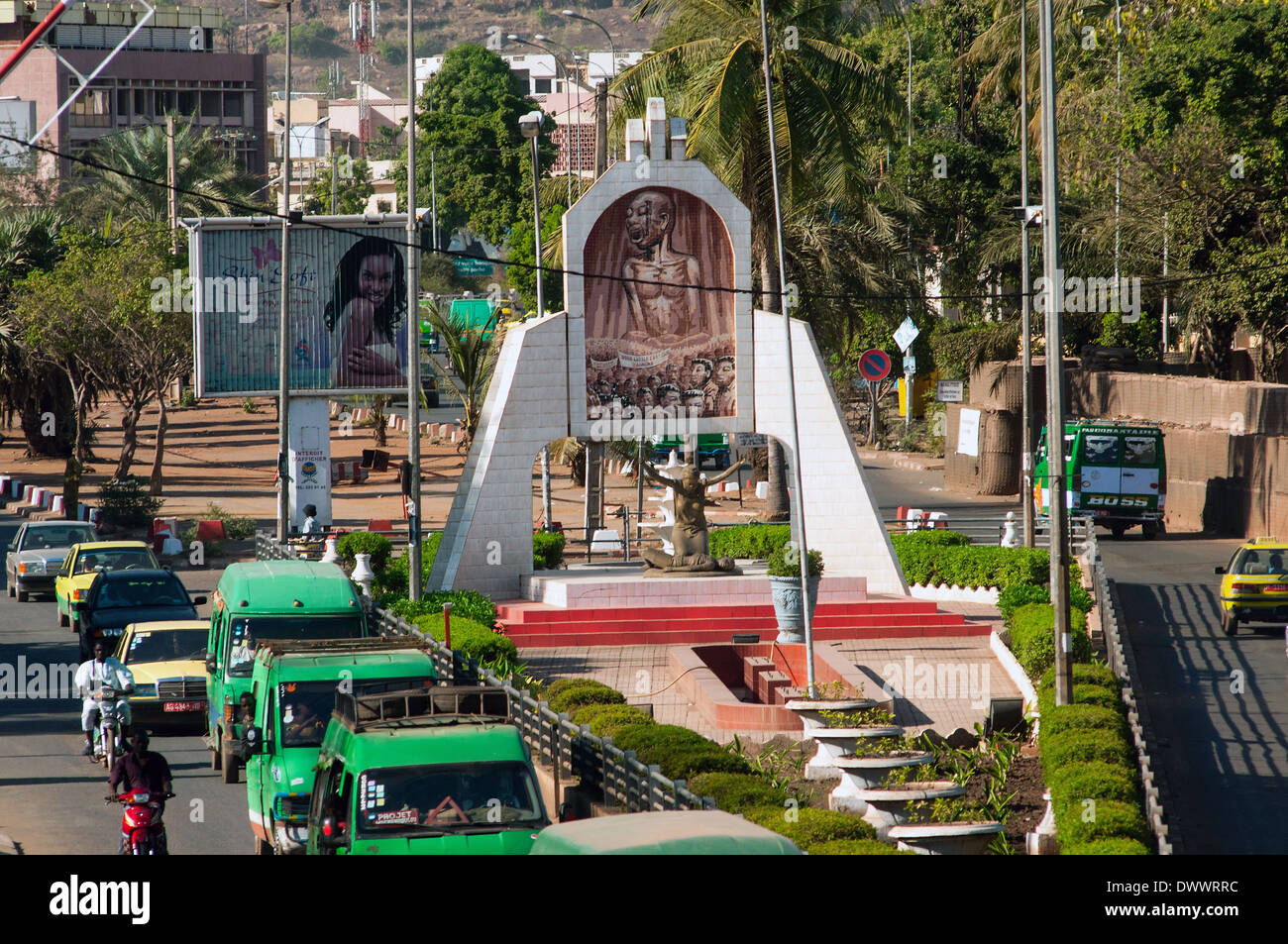 Place de Martyrs monument, Bamako, Mali Stock Photo - Alamy