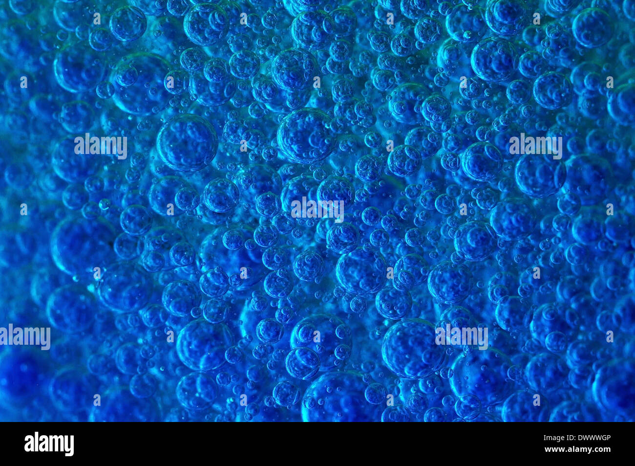 Bubbles fizzy blue foam hi-res stock photography and images - Alamy