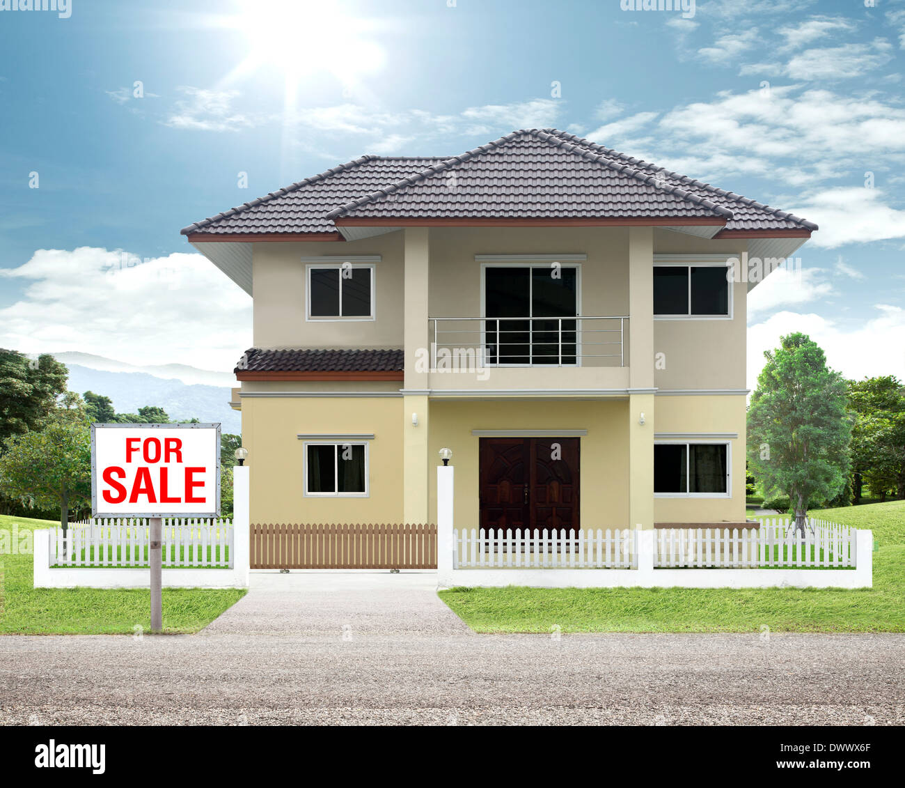 Home for sale hi-res stock photography and images - Alamy