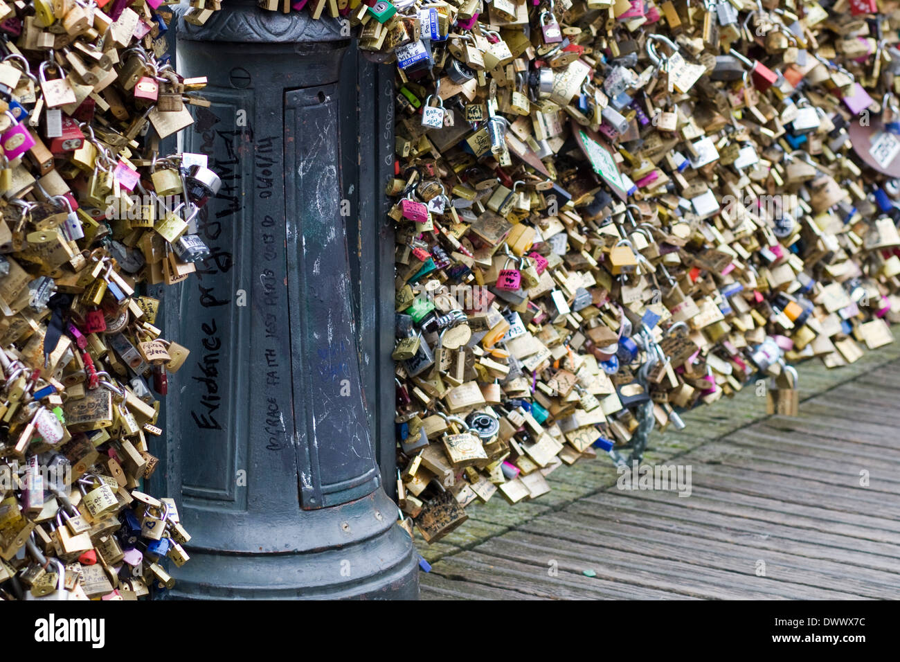 Love locks wish locks left as mementos by tourist a large number of ...