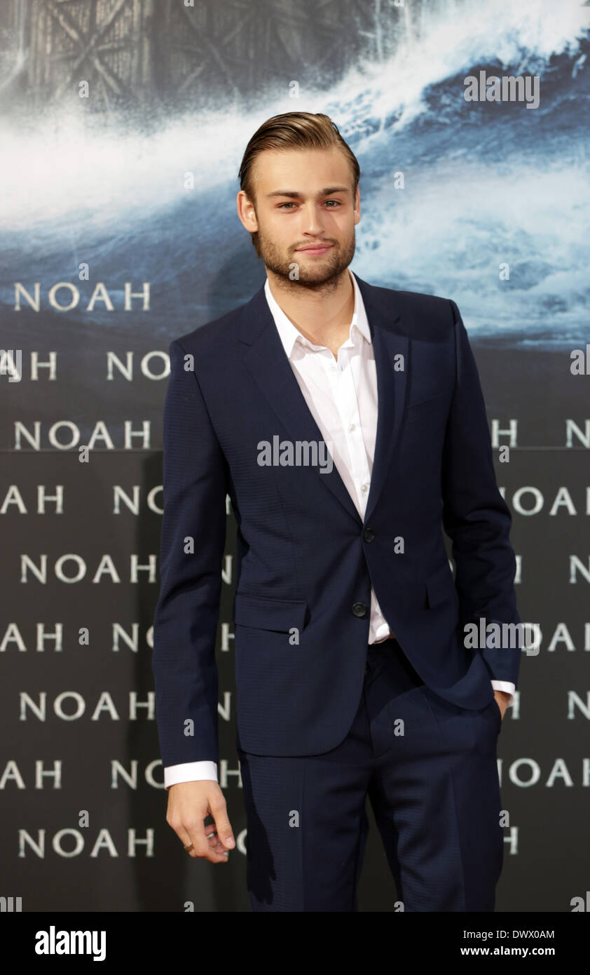 Douglas Booth And Tanya Burr