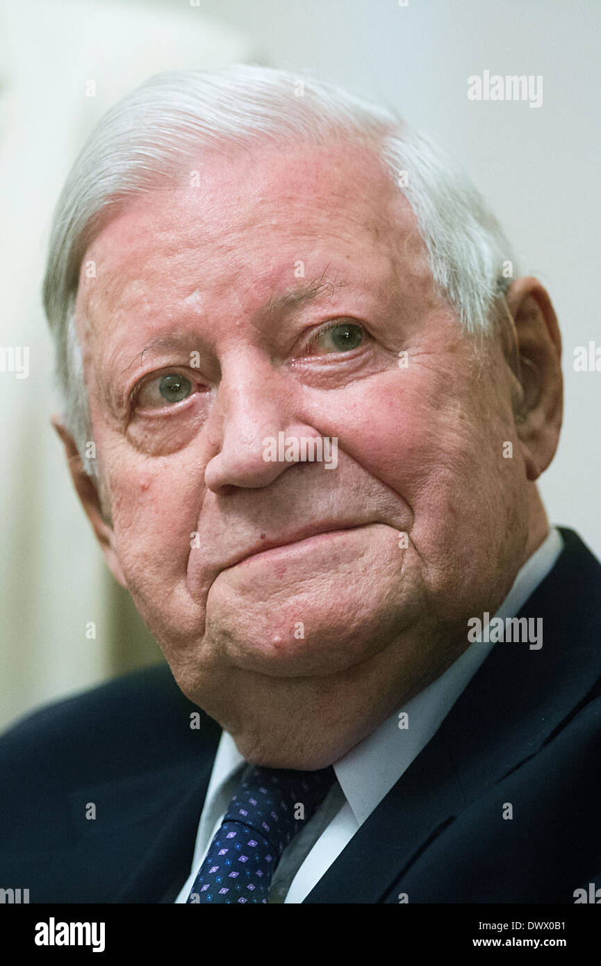 Berlin, Germany. 13th Mar, 2014. Former Chancellor Helmut Schmidt ...