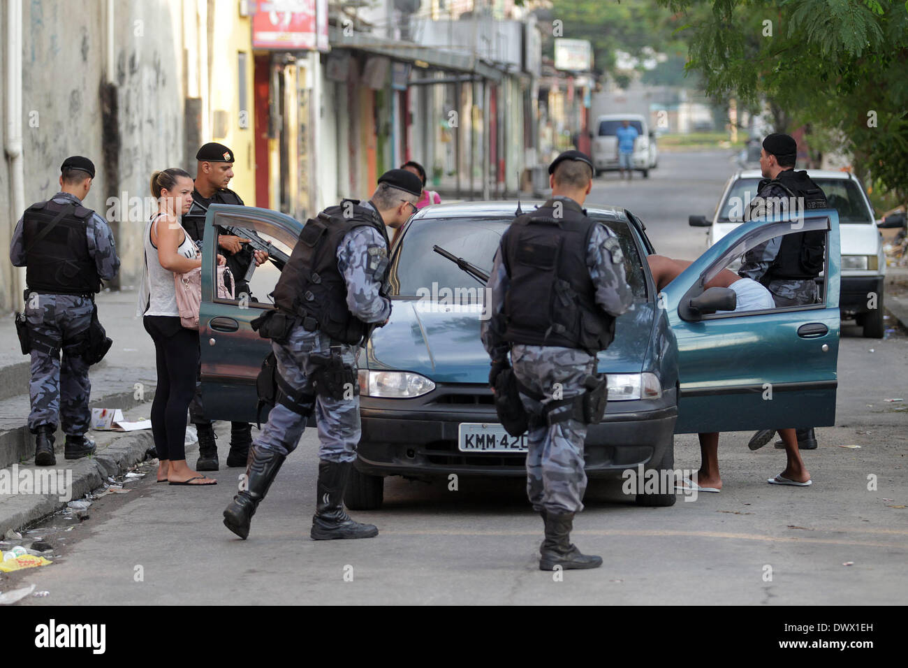 Police pacification unit hi-res stock photography and images - Alamy