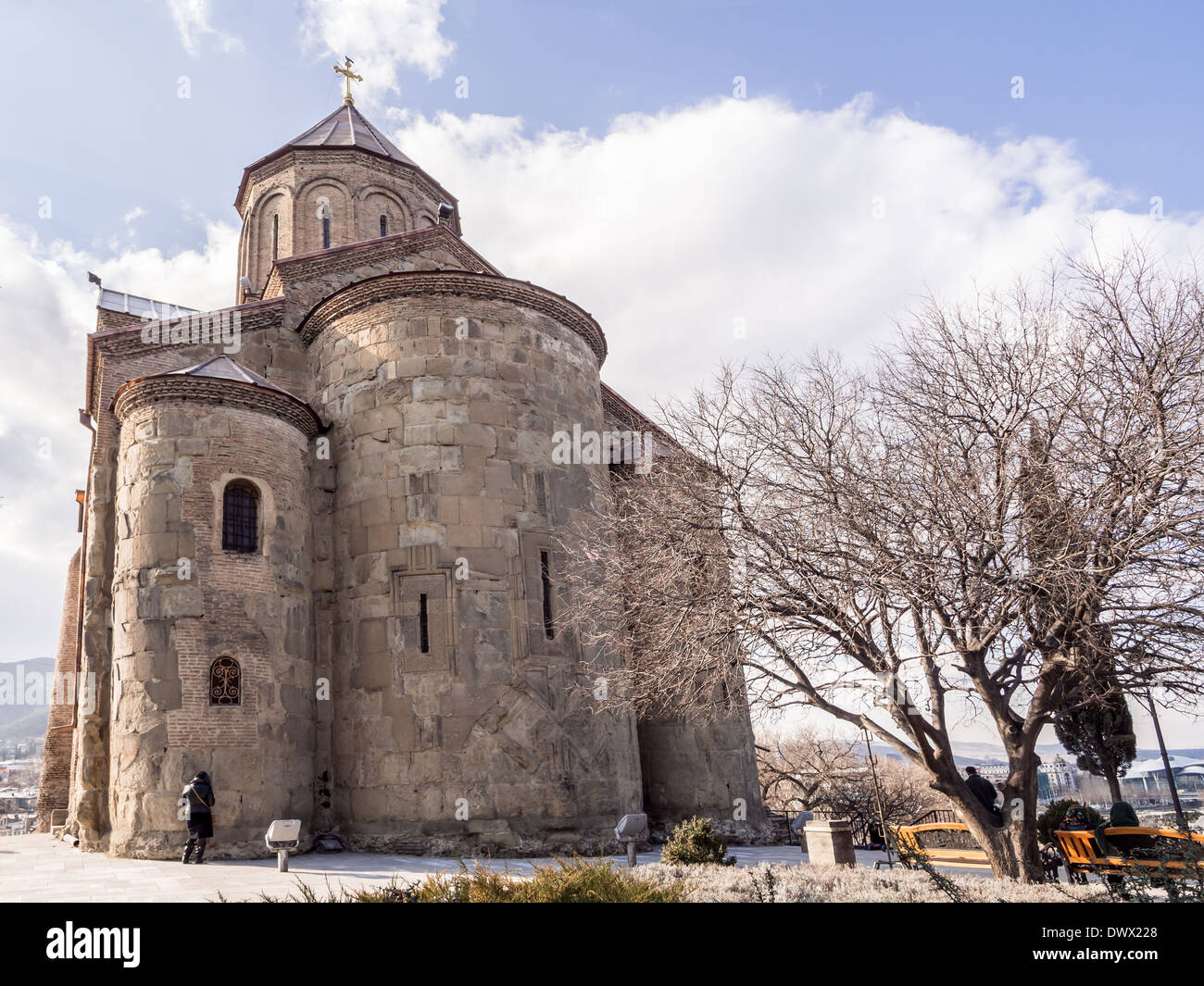 Metekhi church in the old town of Tbilisi, the capital of Georgia Stock ...
