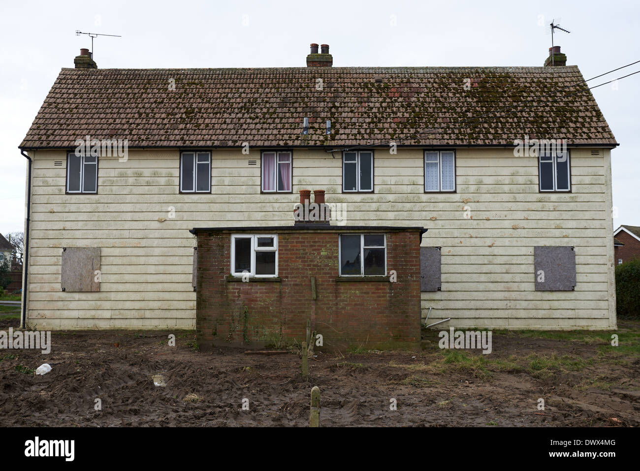 Abandoned council house hi-res stock photography and images - Alamy