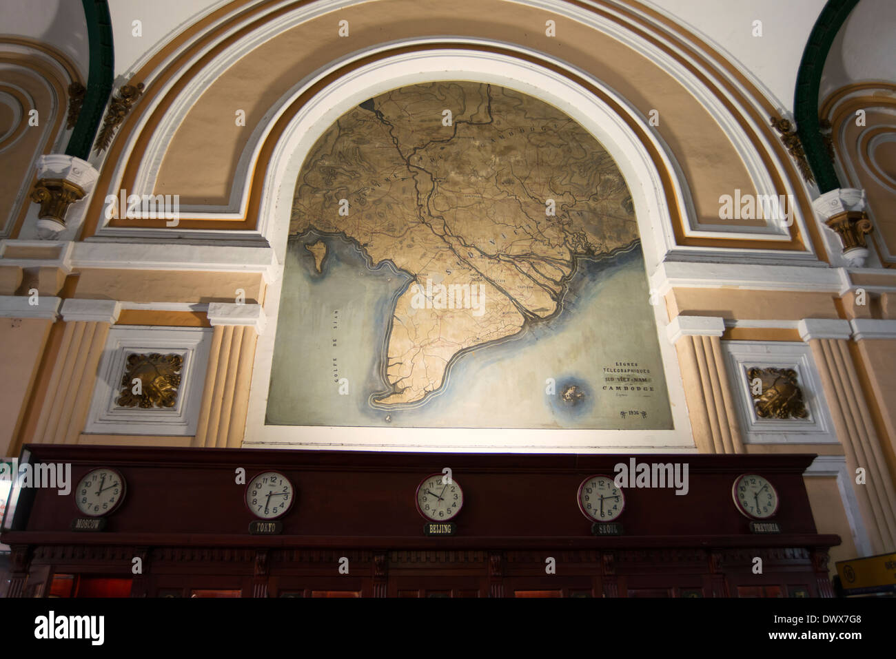 Walls maps hi-res stock photography and images - Alamy