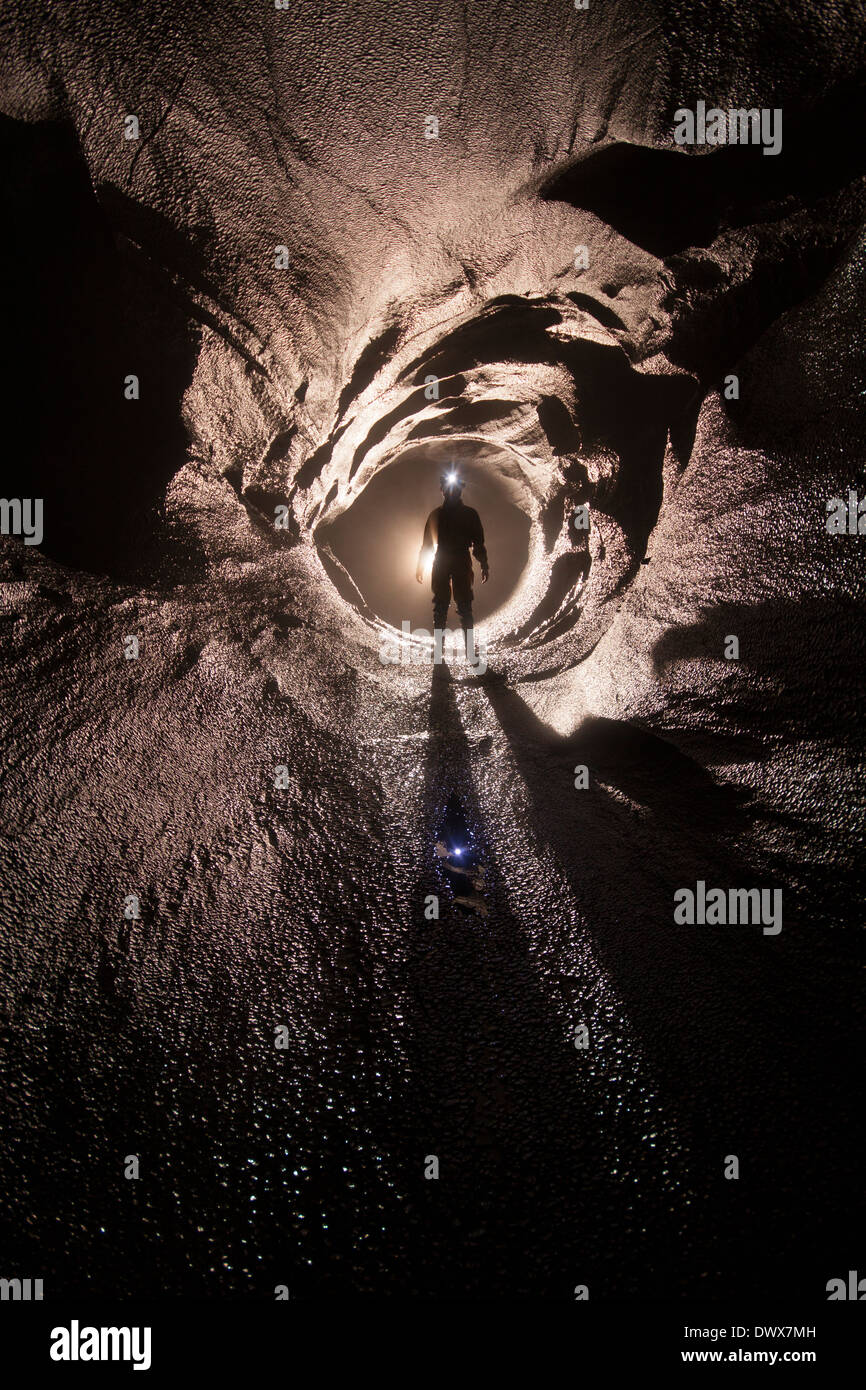 Dan yr ogof caves, wales hi-res stock photography and images - Alamy