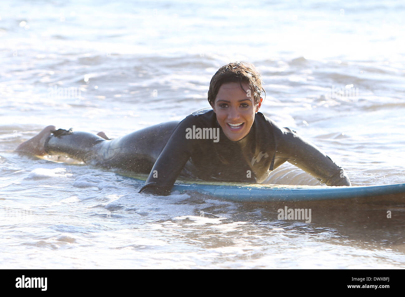 Frankie Sandford The Saturdays enjoy a surfing lesson on Venice Beach ...