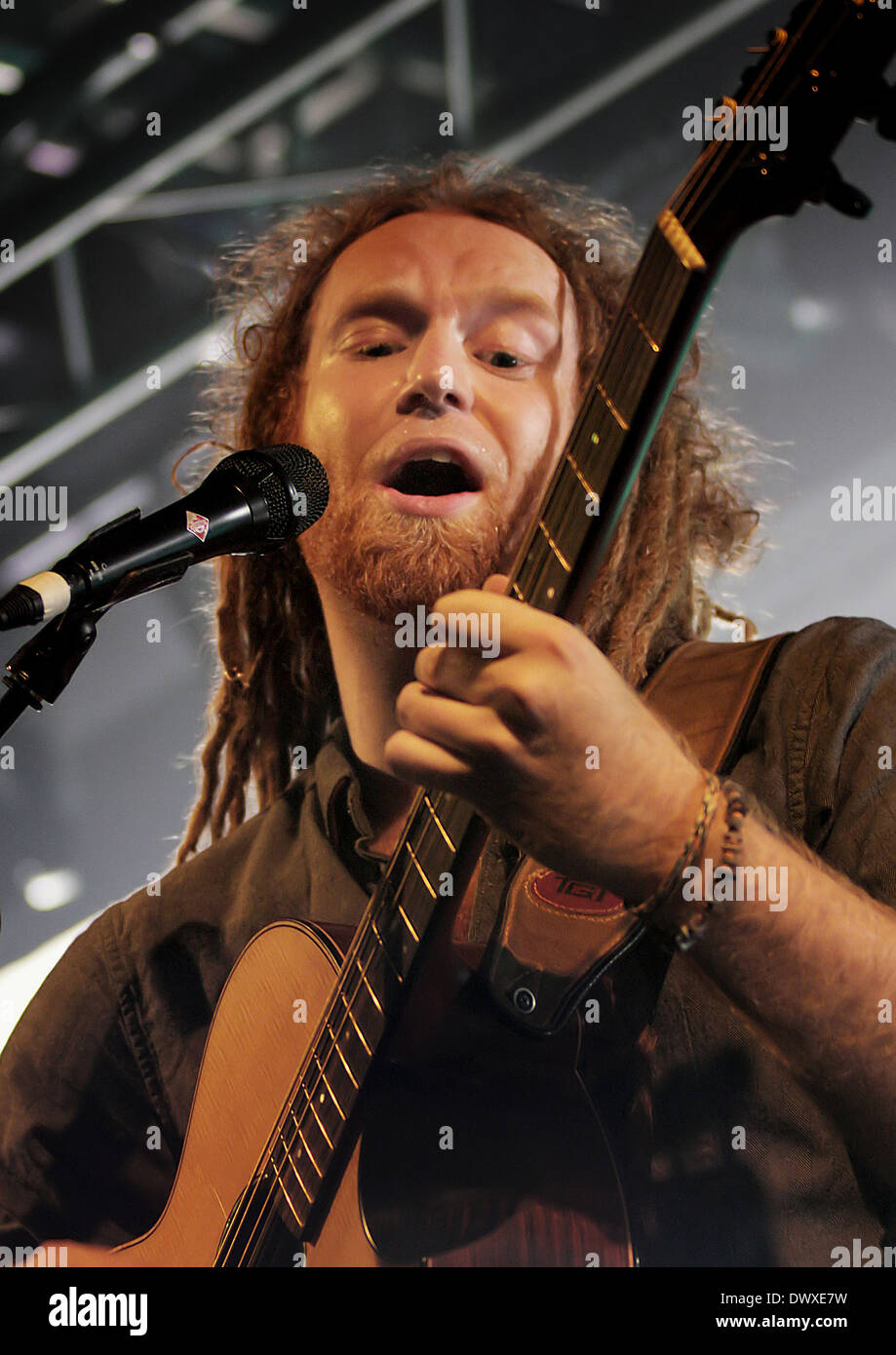 Newton Faulkner performing at Liverpool O2 Academy. Liverpool, England ...