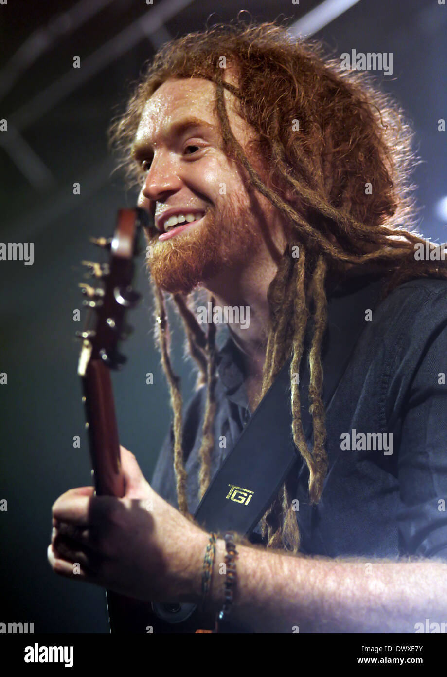 Newton Faulkner performing at Liverpool O2 Academy. Liverpool, England ...
