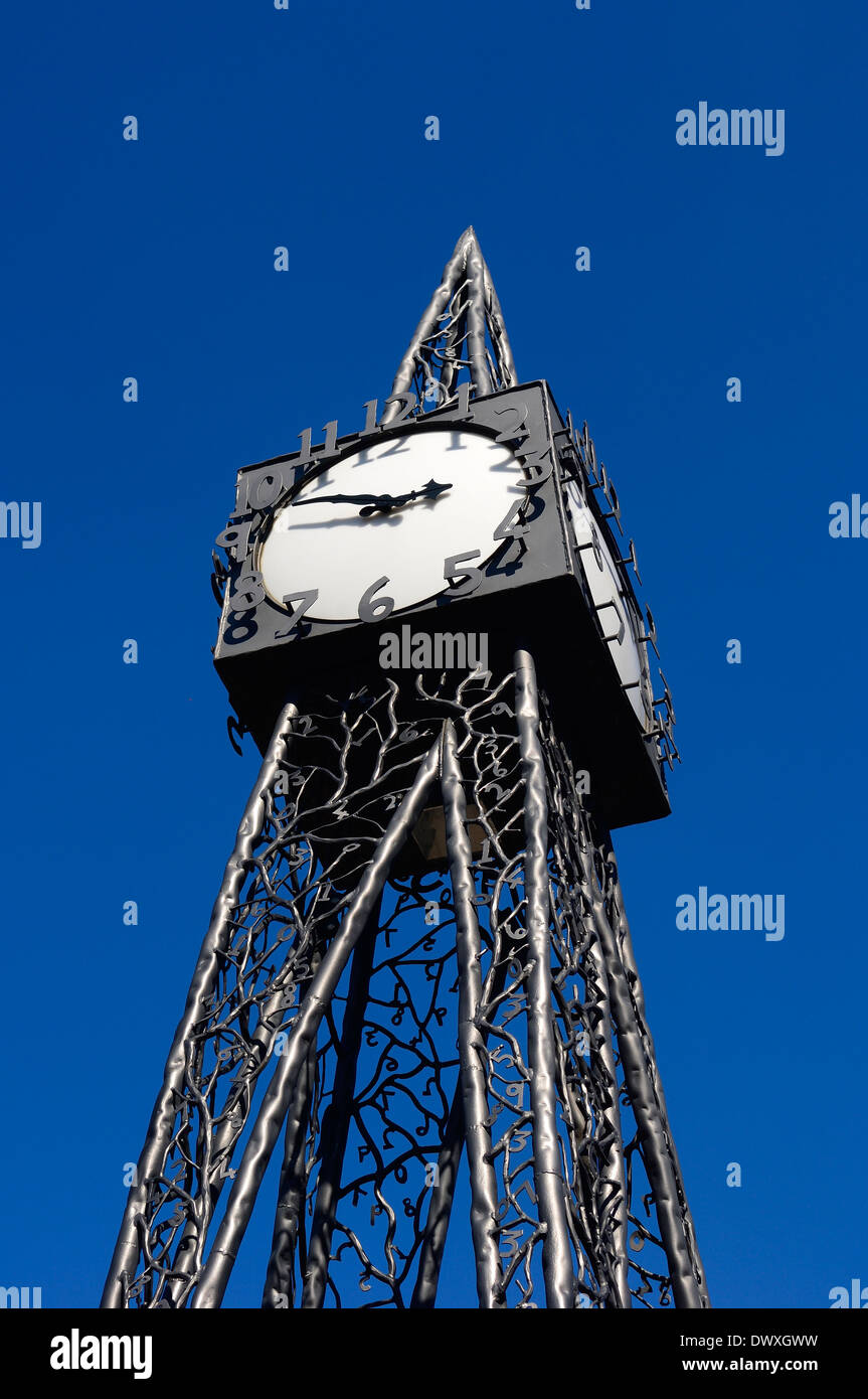 Millennium clock tunbridge wells hi-res stock photography and images ...