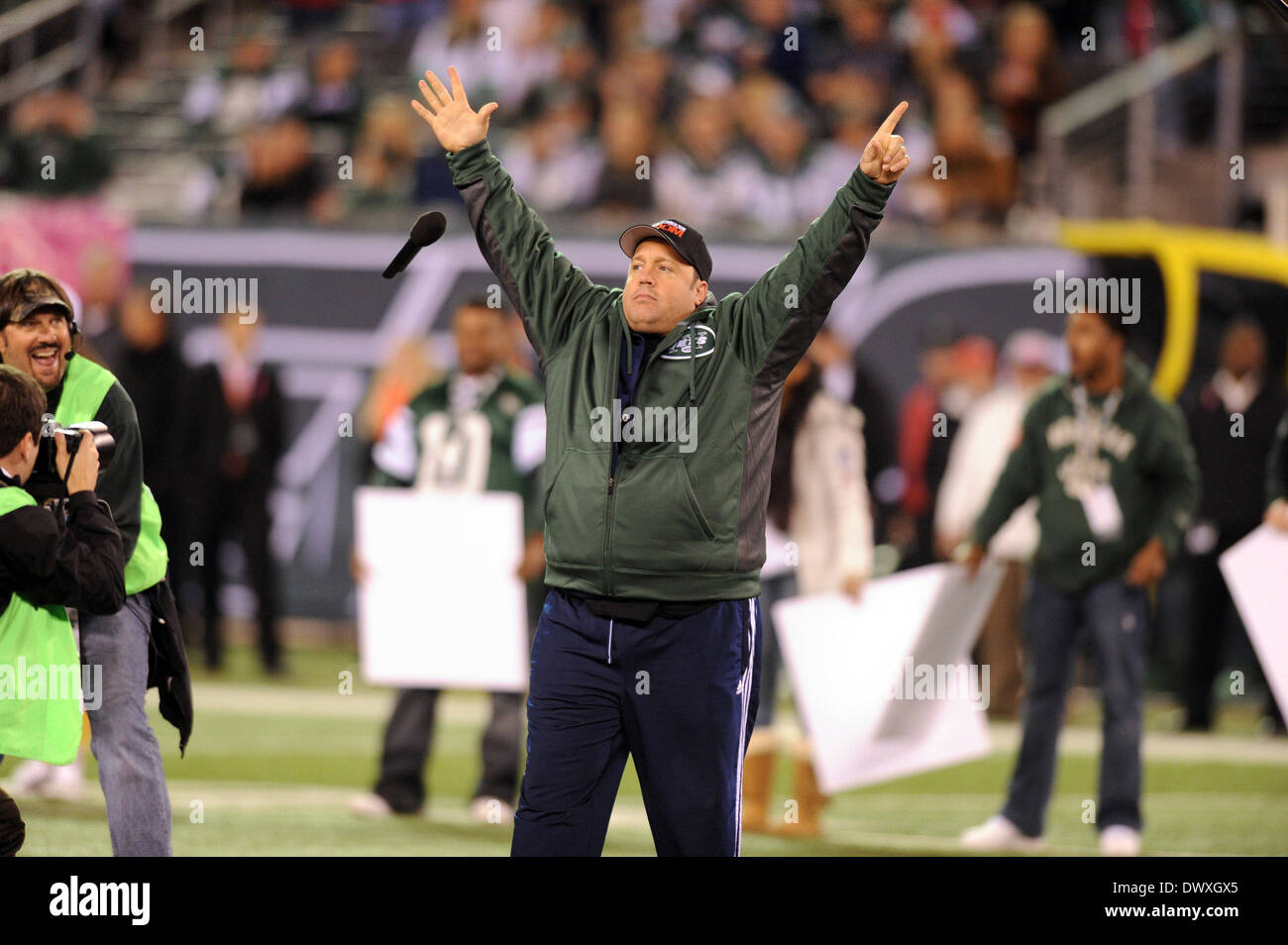 Comedian Kevin James during the Houston Texans at the NY Jets on Monday ...