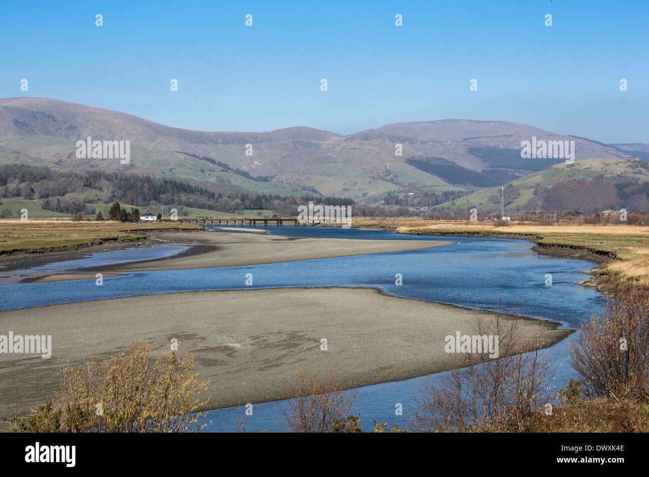 Dyfi river bridge hi-res stock photography and images - Alamy