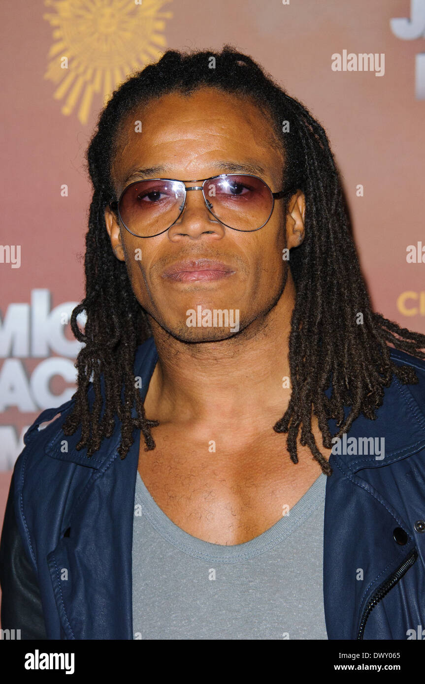 Edgar davids michael jackson hi-res stock photography and images - Alamy