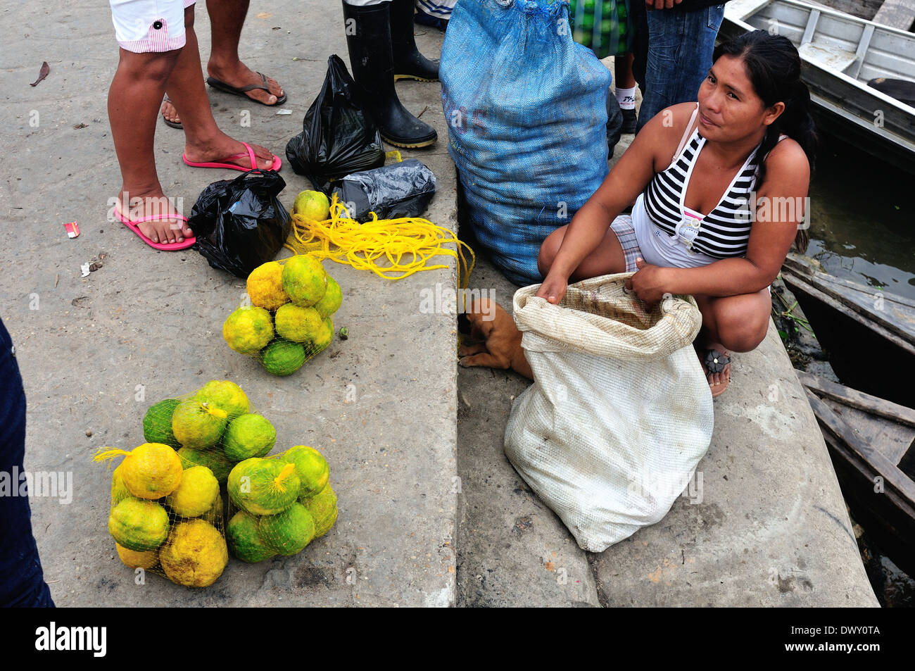 Selling lemon - Harbour in LETICIA. Department of Amazonas.COLOMBIA ...