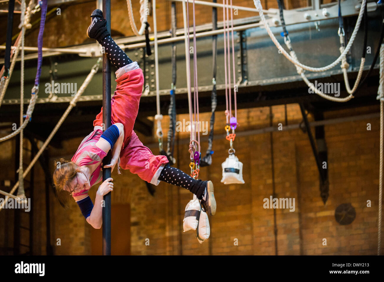 Training at Circus Space, the Hoxton based training school for circus ...