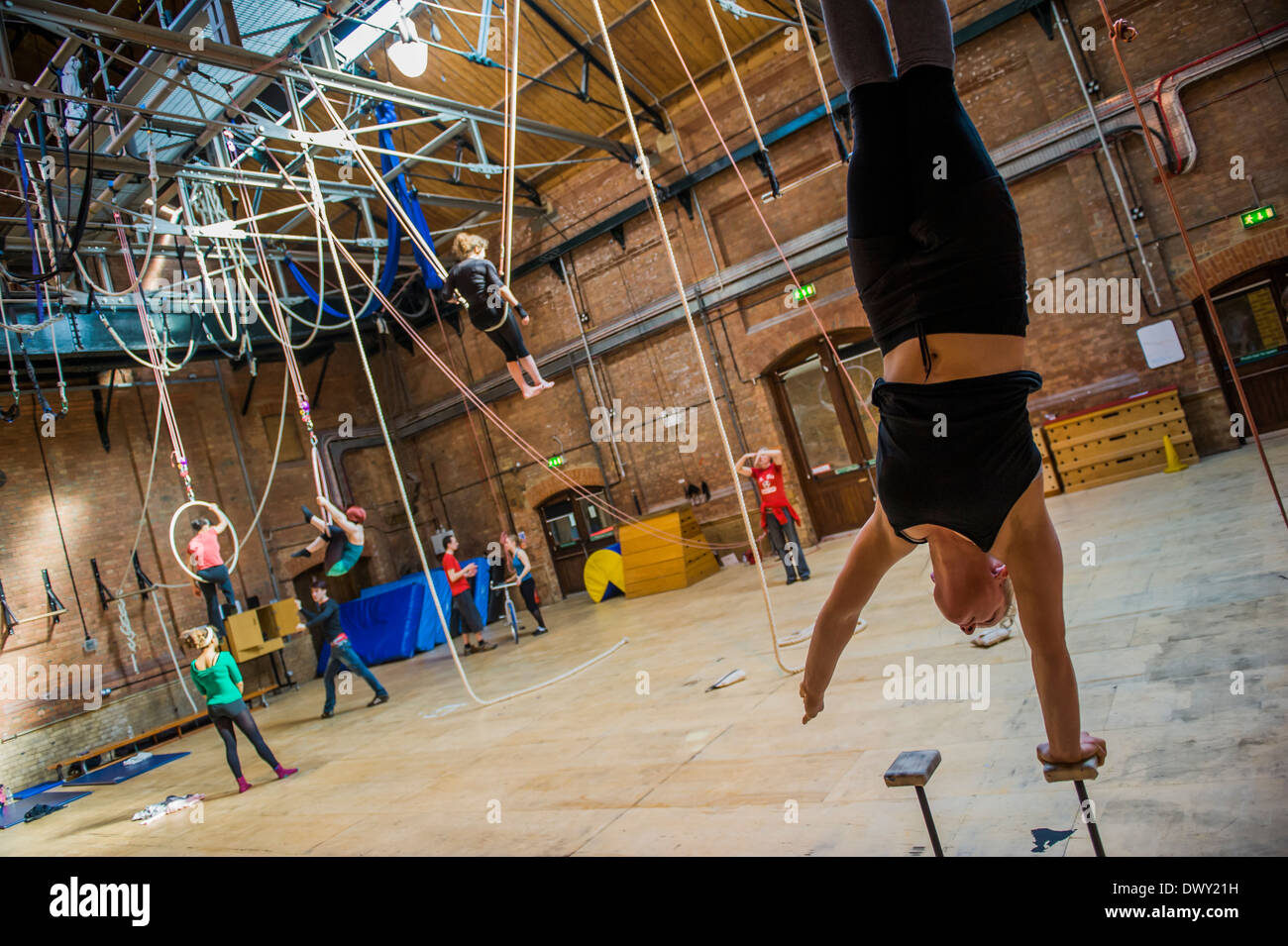 Training at Circus Space, the Hoxton based training school for circus ...