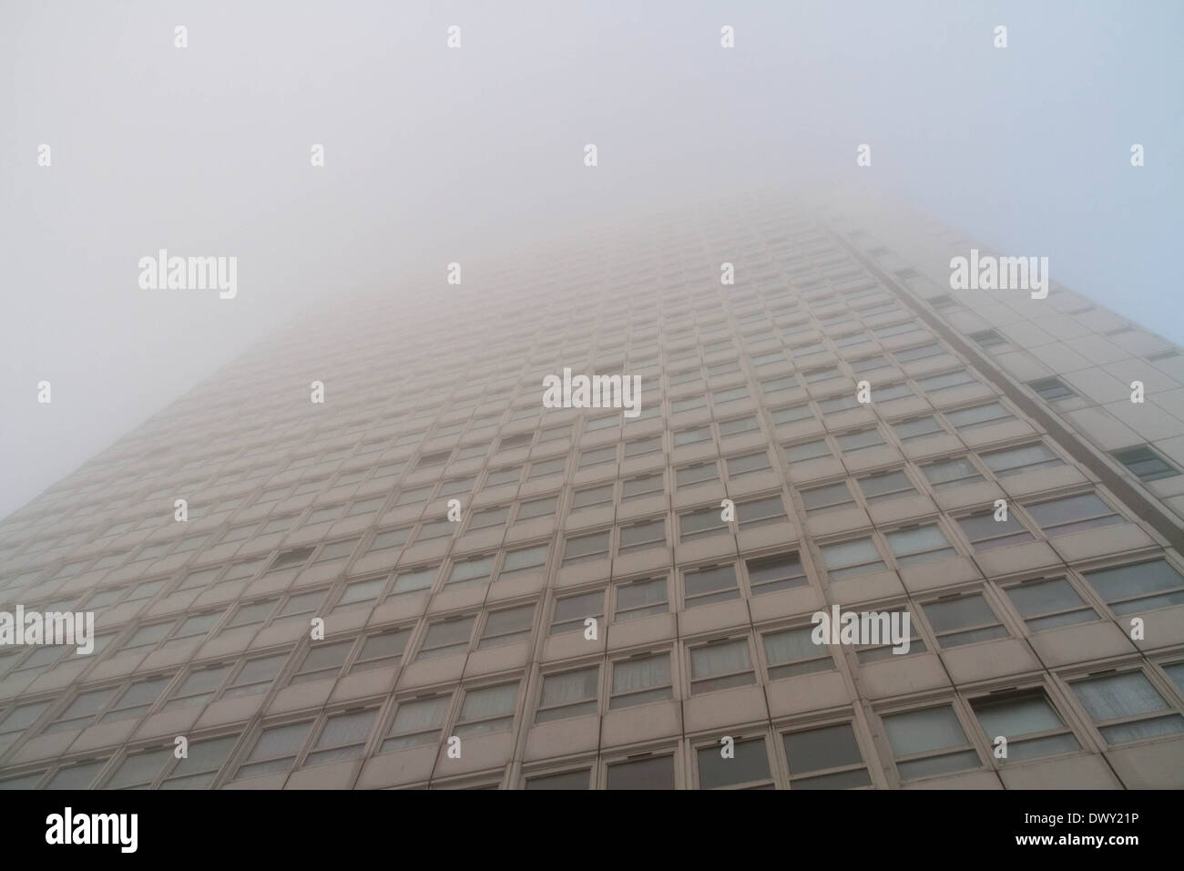 Heavy fog mist hi-res stock photography and images - Alamy