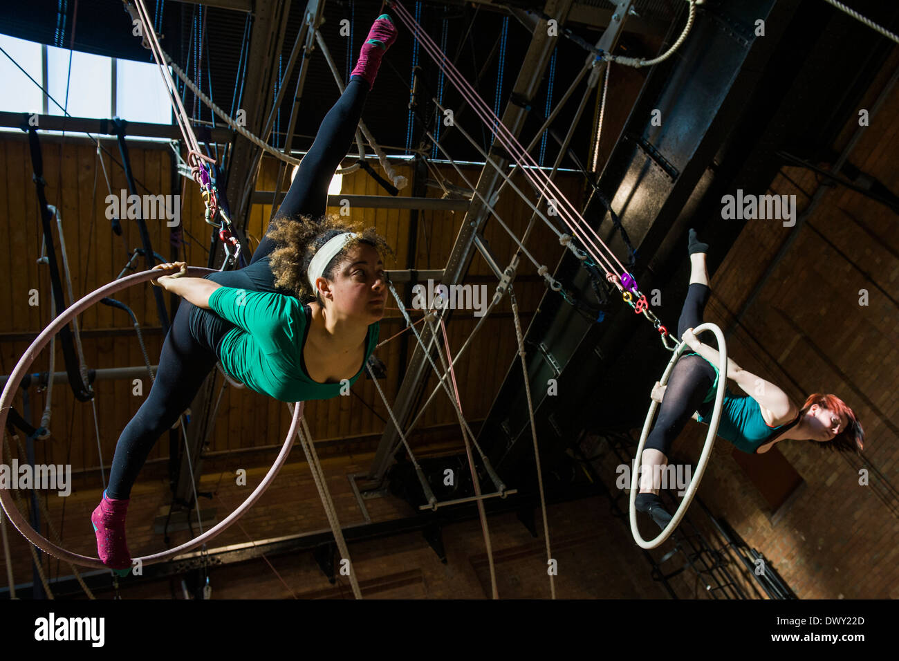 Training at Circus Space, the Hoxton based training school for circus ...