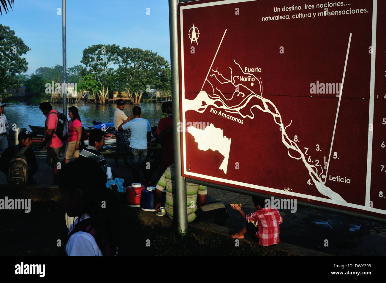 Amazon rainforest map borders hi-res stock photography and images - Alamy