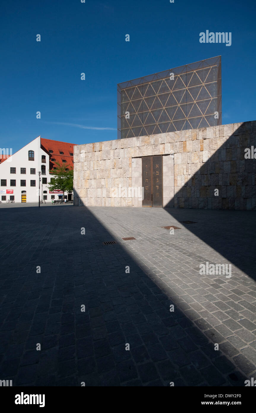 Synagogue Jewish Center High Resolution Stock Photography and Images ...
