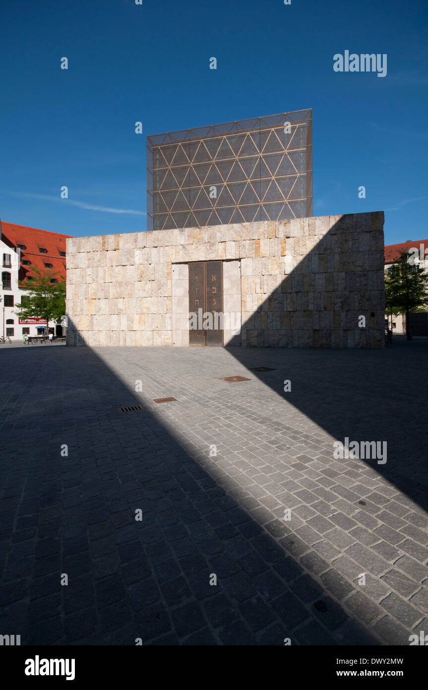 Synagogue Jewish Center High Resolution Stock Photography and Images ...