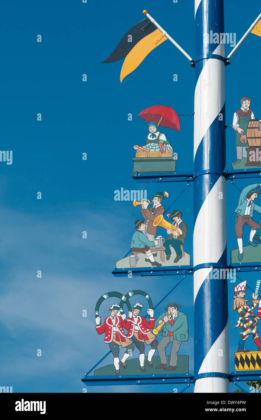 Munich maypole hi-res stock photography and images - Alamy