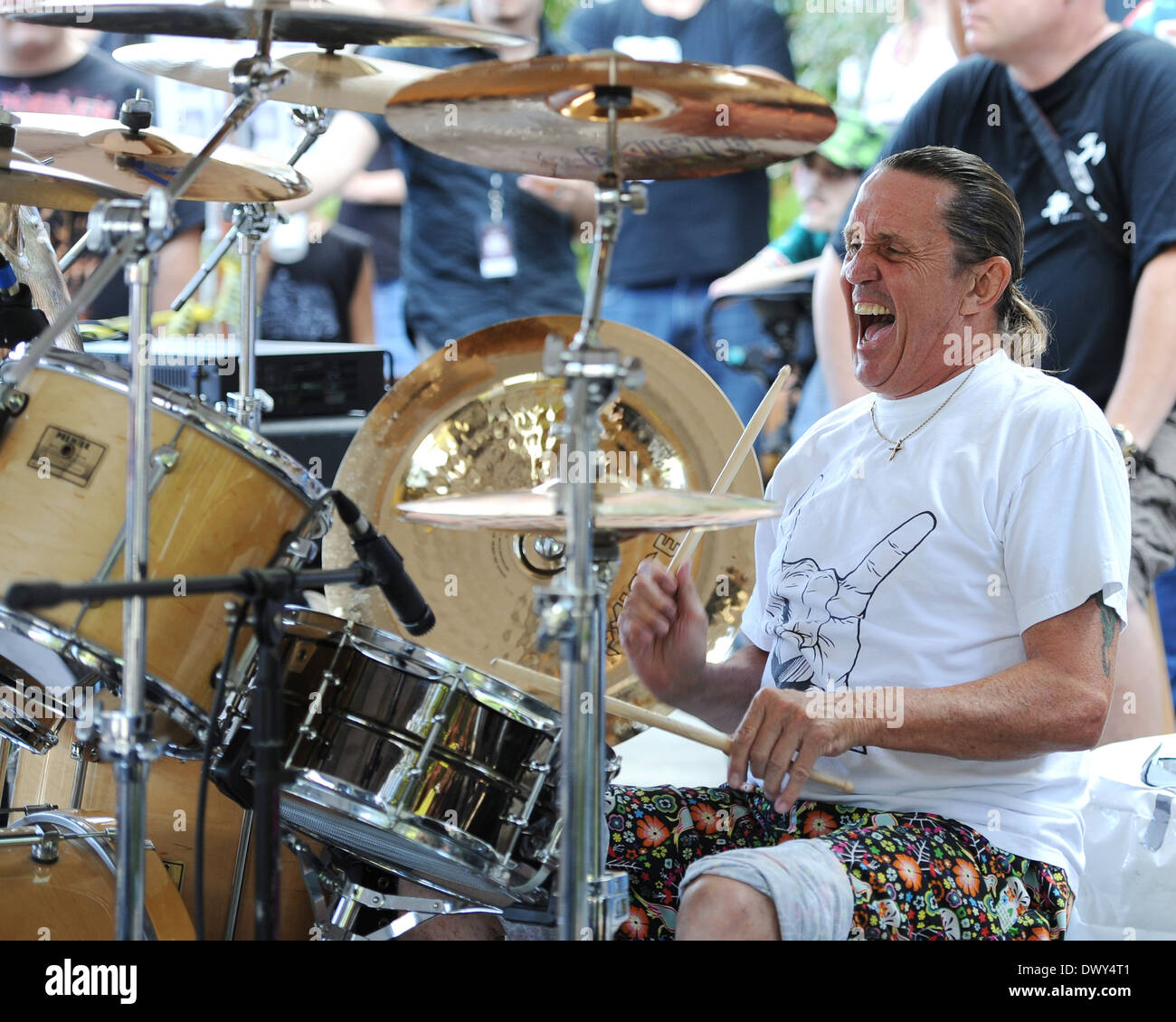 Nicko McBrain performs at a welcome home party at his restaurant 'Rock ...