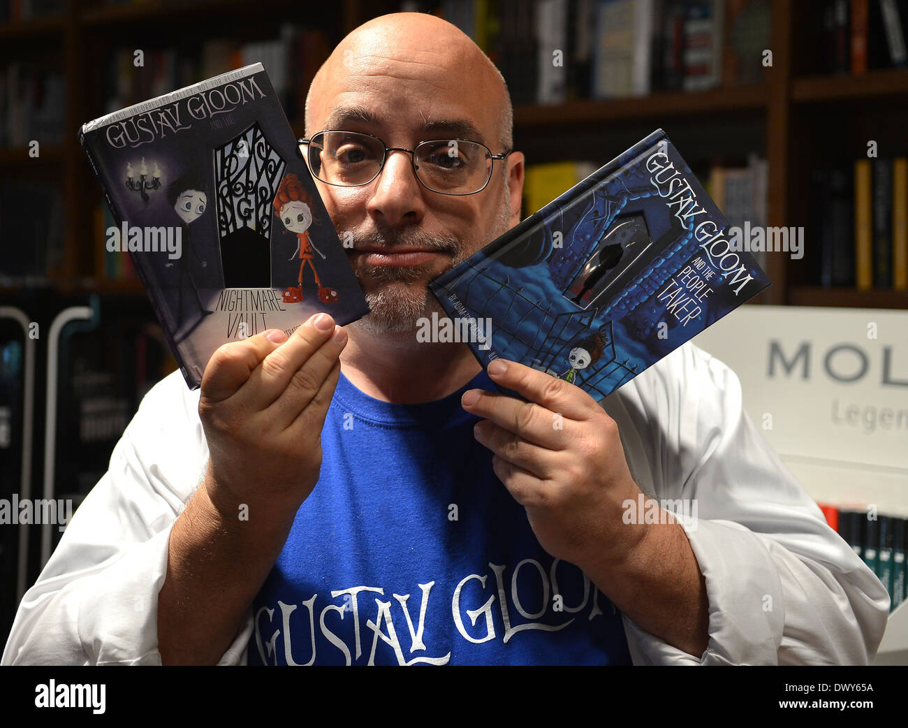 Author Adam-Troy Castro meets fans and discusses his new book 'Gustav ...