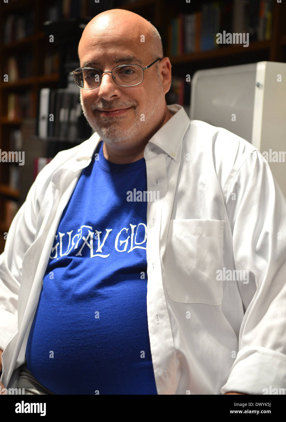 Author Adam-Troy Castro meets fans and discusses his new book 'Gustav ...