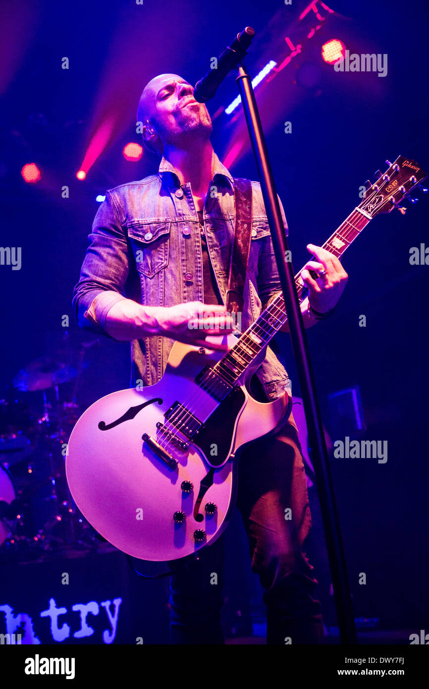 Josh steely hi-res stock photography and images - Alamy